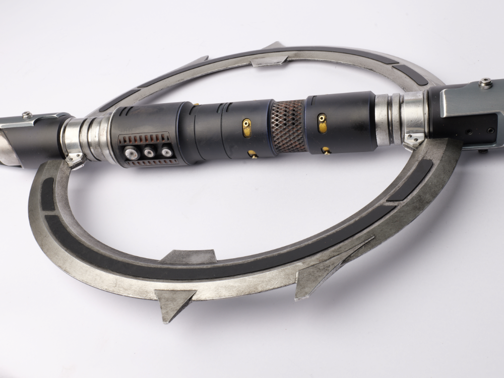 The Seeker (Pixel Installed Saber) – Shadowfoil Props